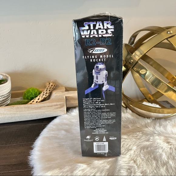 Other | New Sealed Star Wars R2d2 Flying Model Rocket Vintage Lift Off ...